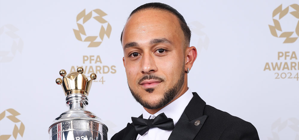 Jodi Jones Wins Pfa League Two Player of the Year